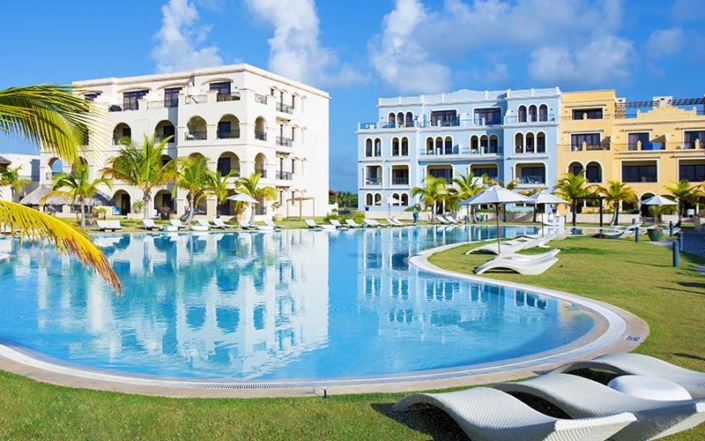 Company - Avendra International